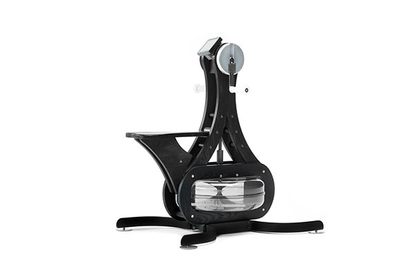 WaterGrinder with water resistance - Intense Upper Body Training